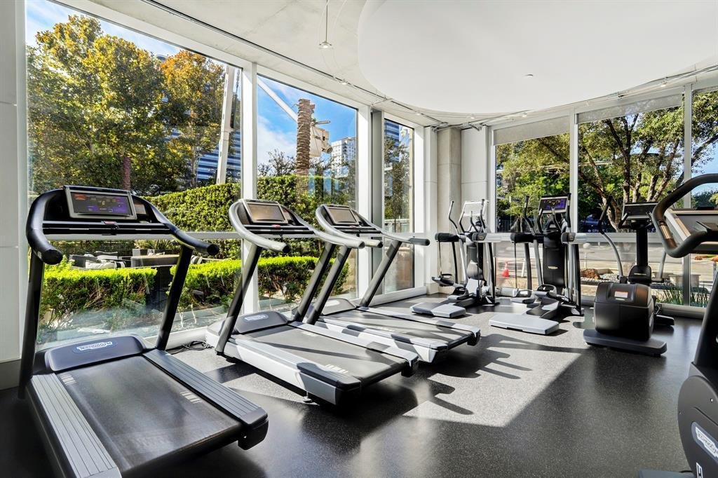 The Lofts on Post Oak Houston Condos | 1901 Post Oak
